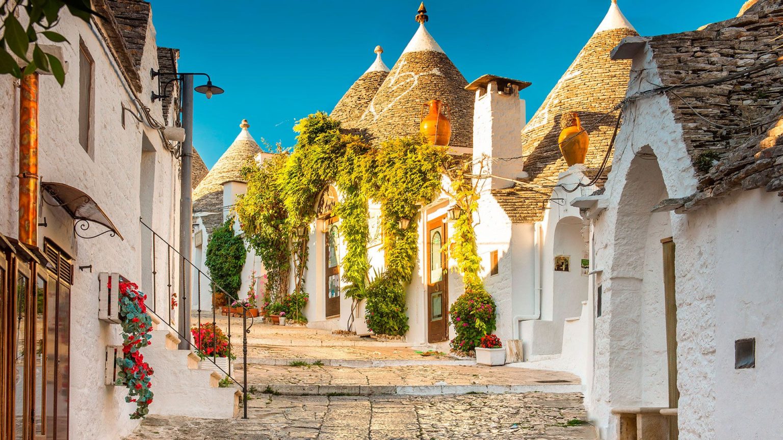Alberobello: un paradiso per le vacanze in famiglia - LBS - Leisure and ...